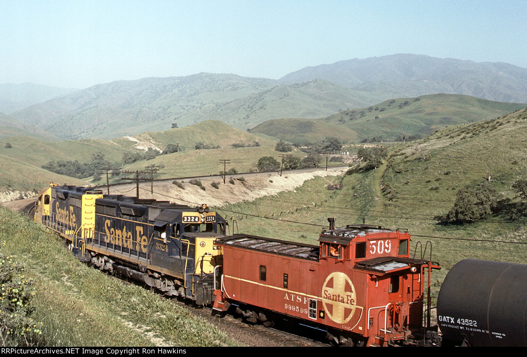 ATSF 5081, ATSF 3324, and ATSF 999509